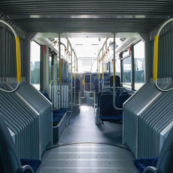 Battery electric buses| 8.4 m, 12 m and 18 m| Chariot Motors